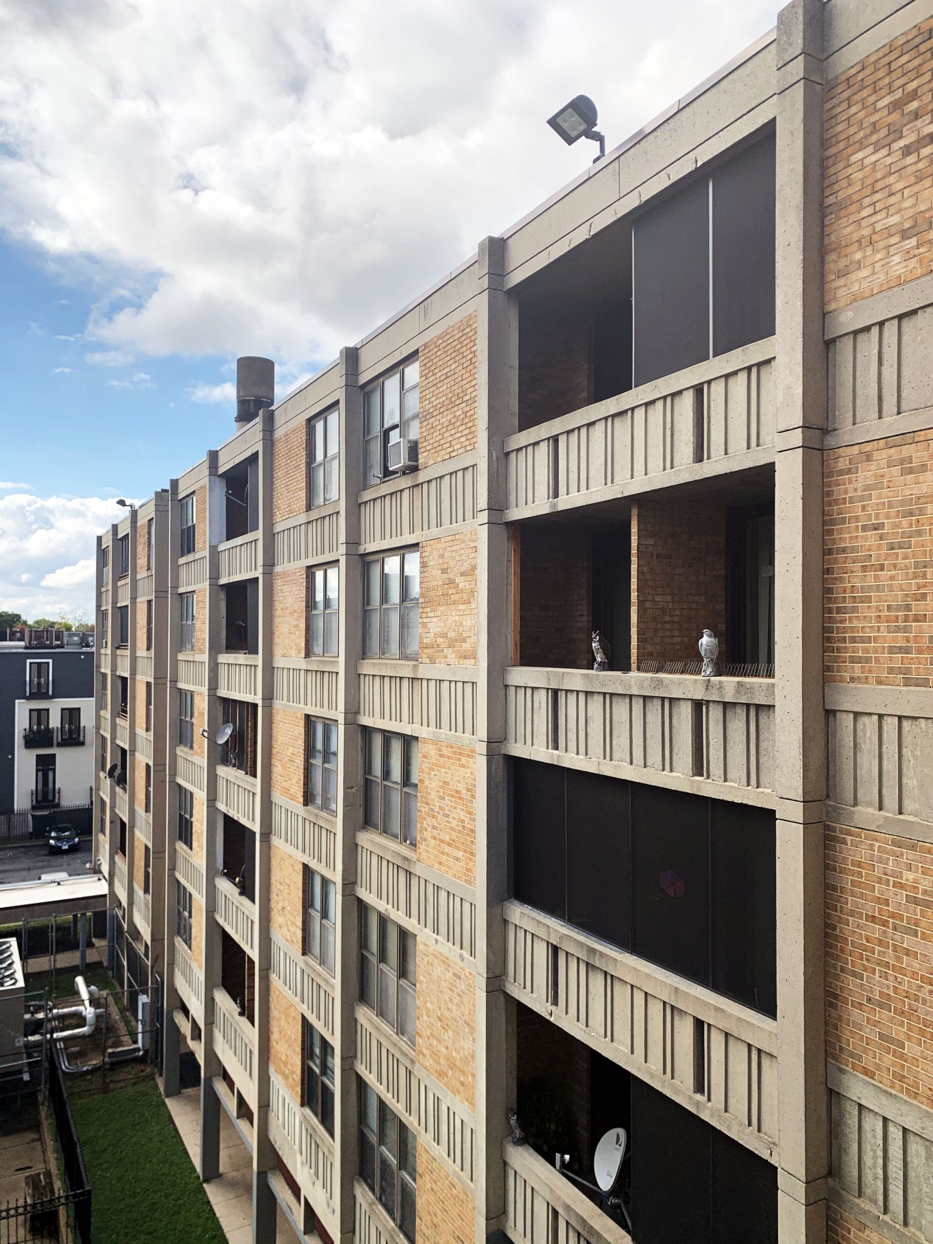 Pandemic enhances ‘deplorable conditions’ in public housing - The Wash