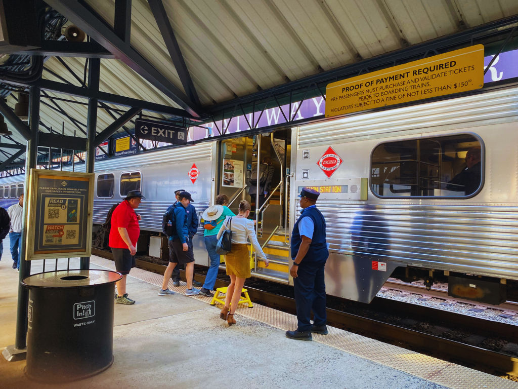 Metro Yellow Line Closure Creates an Opportunity for Virginia Railway ...
