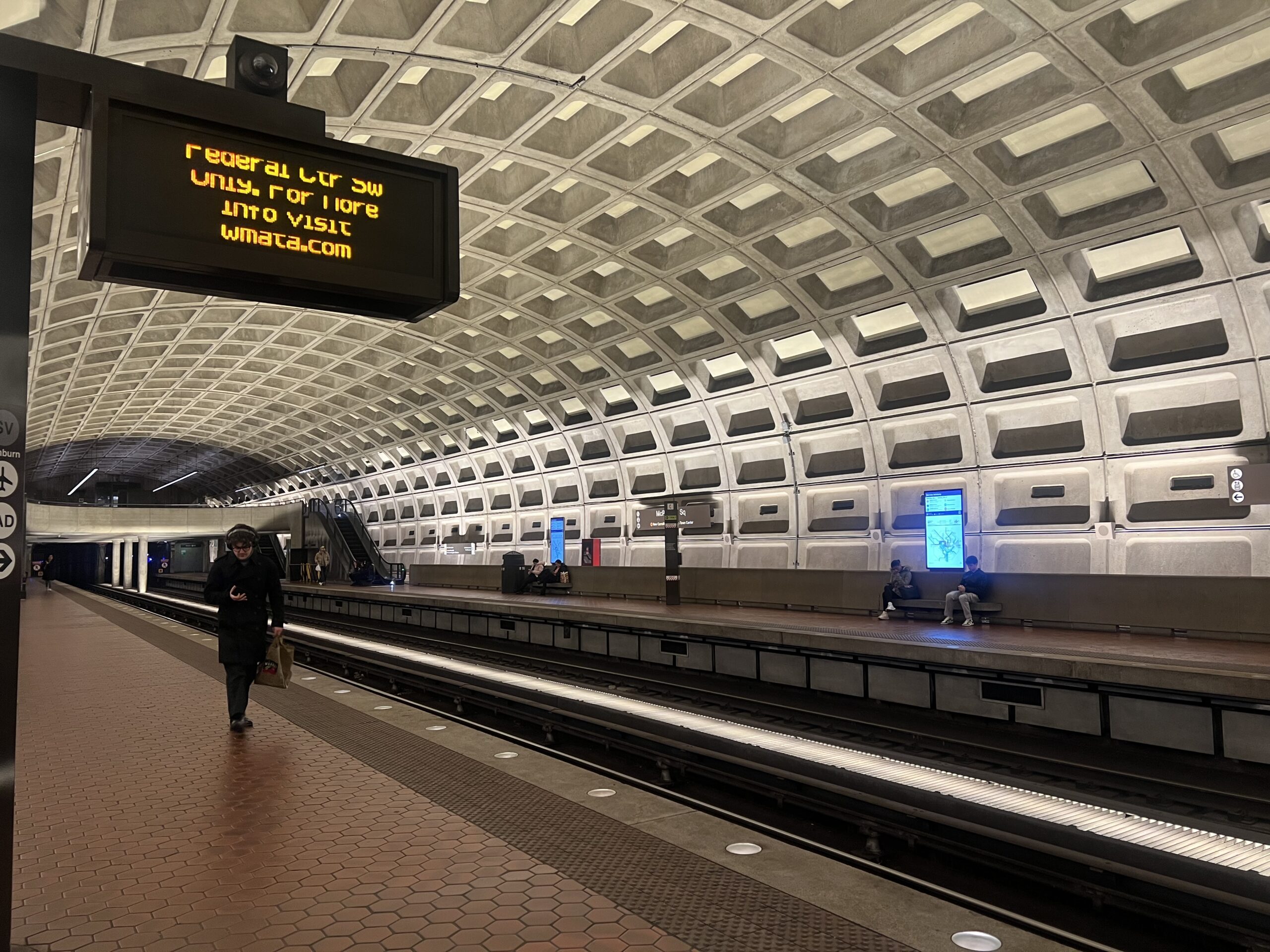 McPherson Square Metro station remains open after man falls one story ...